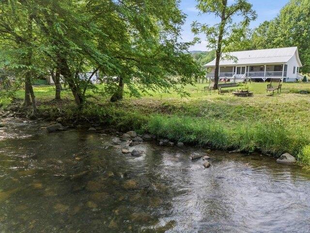 2 bedroom, Hayesville NC 28904 104902418
