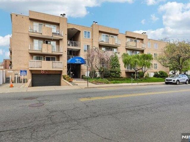 2 bedroom, Hackensack NJ 07601 102560821
