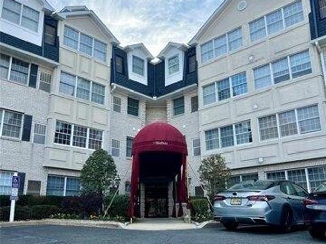2 bedroom, Hackensack NJ 07601 102215653