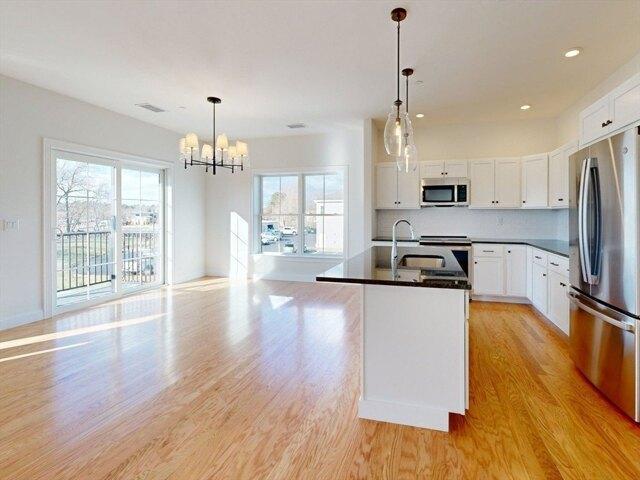 2 bedroom, Halifax MA 02338 LS101857537