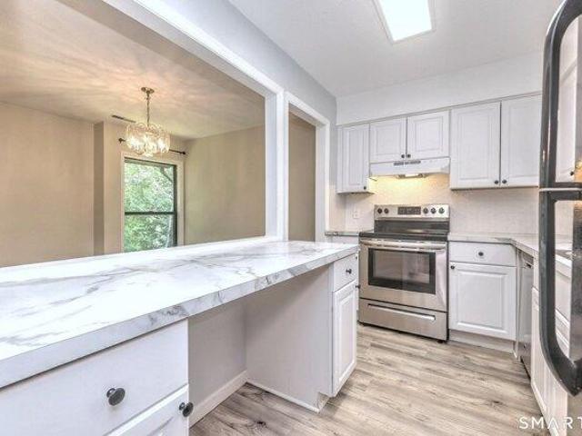 2 bedroom, Hamden CT 06514 105159837