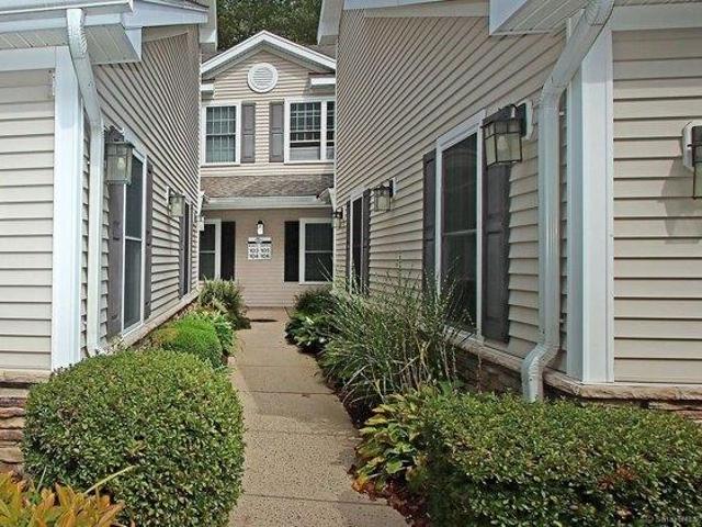 2 bedroom, Hamden CT 06518 104329755