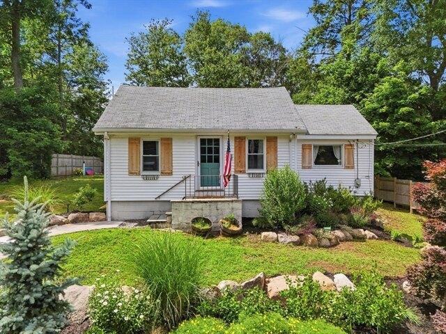 2 bedroom, Hamilton MA 01982 104078164