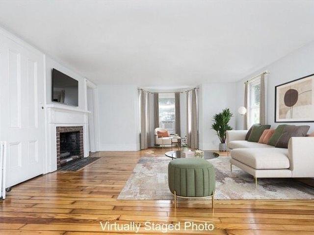 2 bedroom, Hamilton MA 01982 105117111