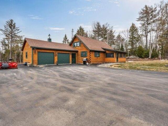 2 bedroom, Hampden ME 04444 102343767