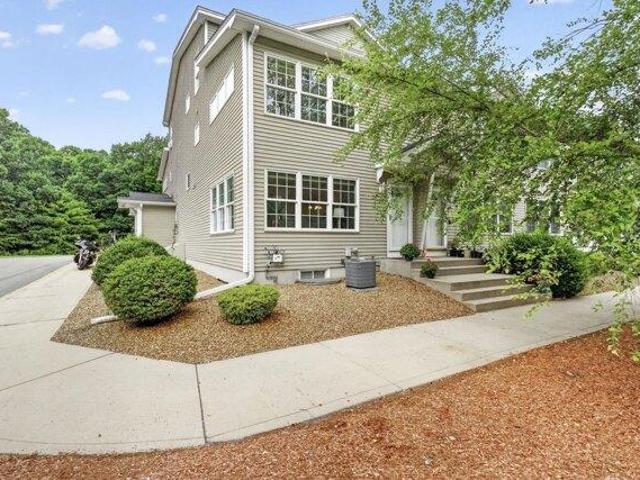 2 bedroom, Hampstead NH 03841 105109085