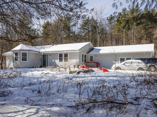 2 bedroom, Hannacroix NY 12087 104904239