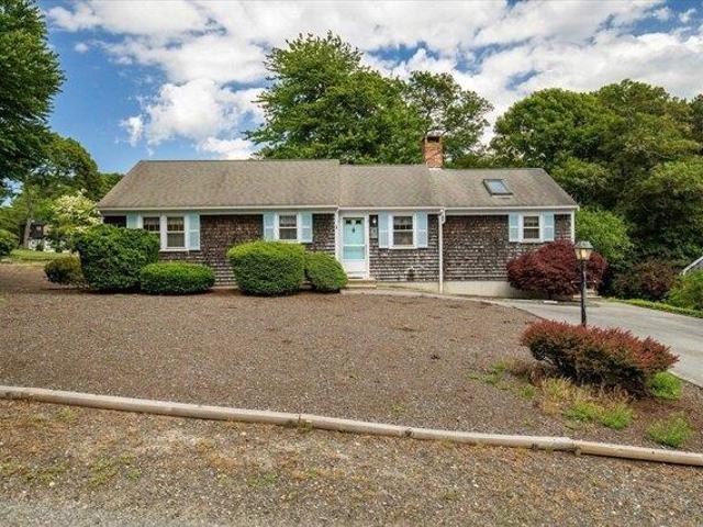 2 bedroom, Harwich MA 02645 105158116