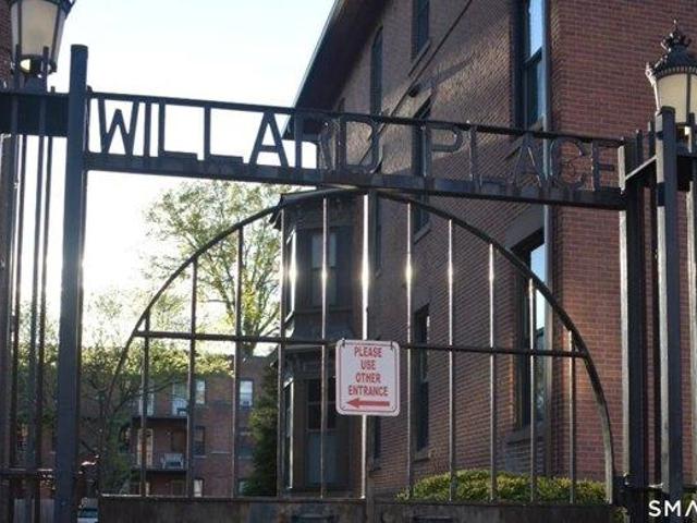 2 bedroom, Hartford CT 06105 103187085