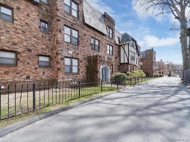 2 bedroom, Hartford CT 06154 104479823