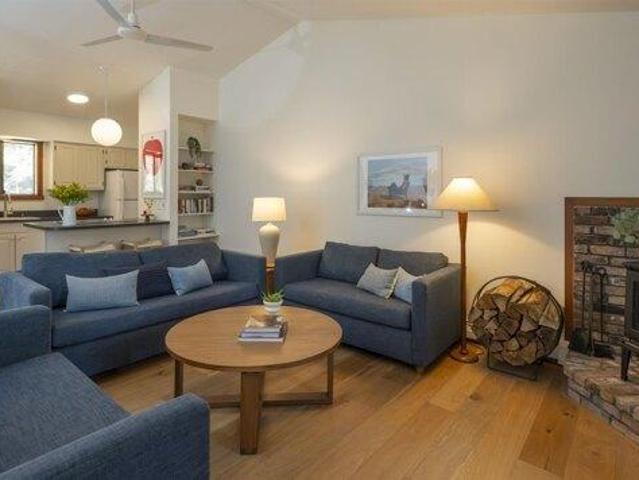 2 bedroom, Hartford VT 05059 102724372