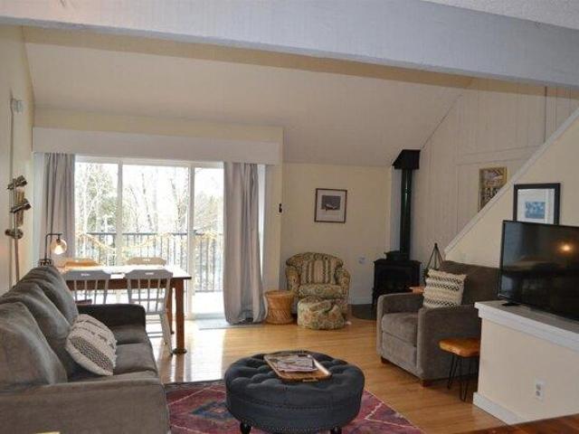2 bedroom, Hartford VT 05059 LS101657917