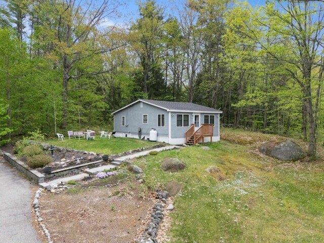2 bedroom, Hebron NH 03241 LS102592804