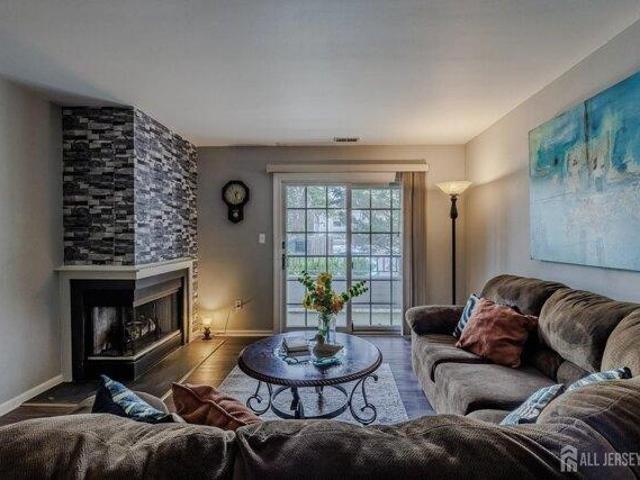 2 bedroom, Helmetta NJ 08828 102798592