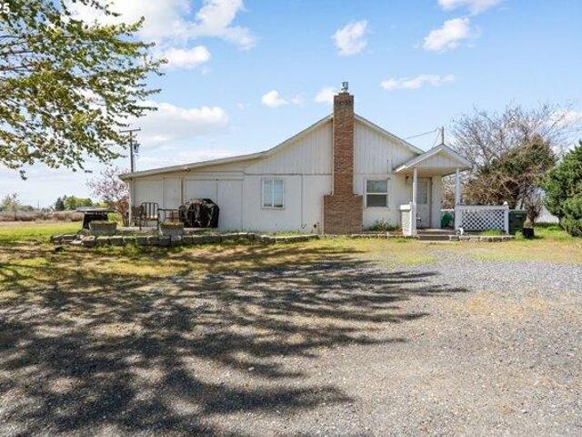 2 bedroom, Hermiston OR 97838 LS90775911