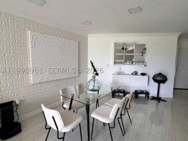 2 bedroom, Hialeah FL 33015 104899472