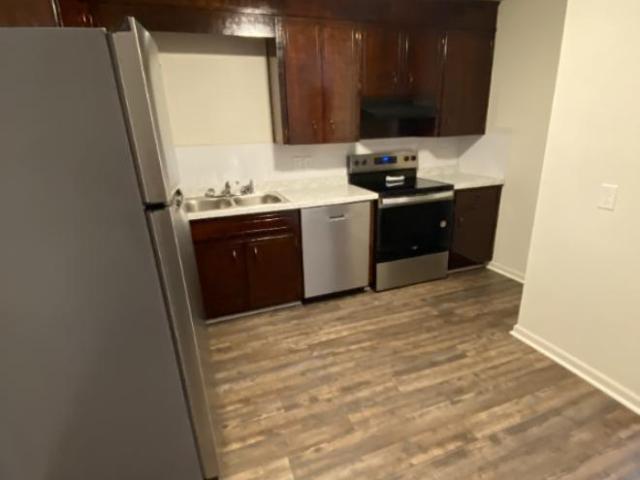 2 bedroom, Hickory NC 28601 90170190