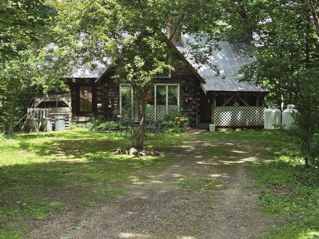 2 bedroom, Hill NH 03243 103624584
