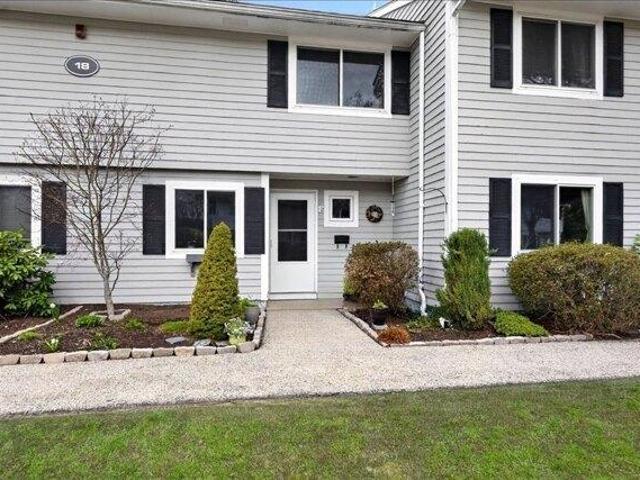 2 bedroom, Hingham MA 02043 102633381