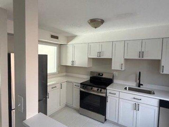 2 bedroom, Hingham MA 02043 LS102779227