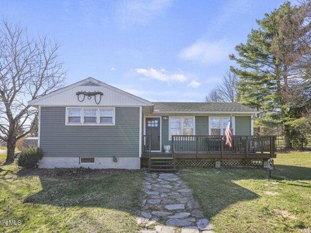 2 bedroom, Hinsdale MA 01235 103623325