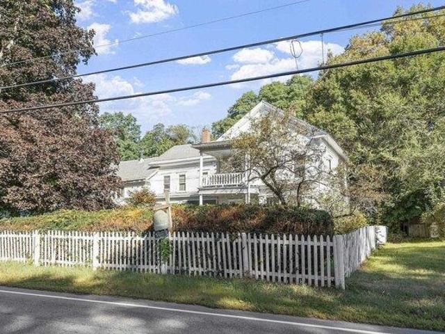 2 bedroom, Hinsdale NH 03451 102592020