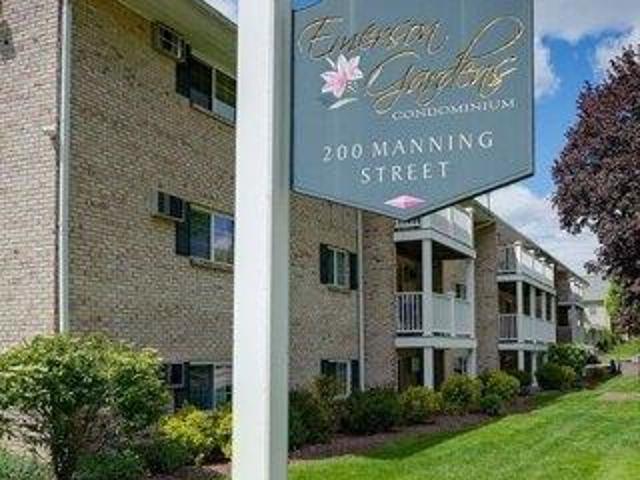 2 bedroom, Hudson MA 01749 LS102828083