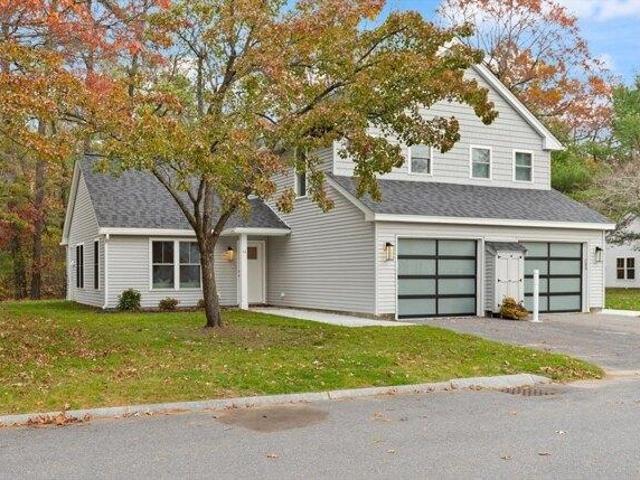 2 bedroom, Hudson MA 01749 102445441