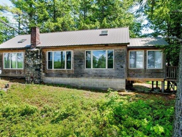 2 bedroom, Hudson ME 04449 103927750