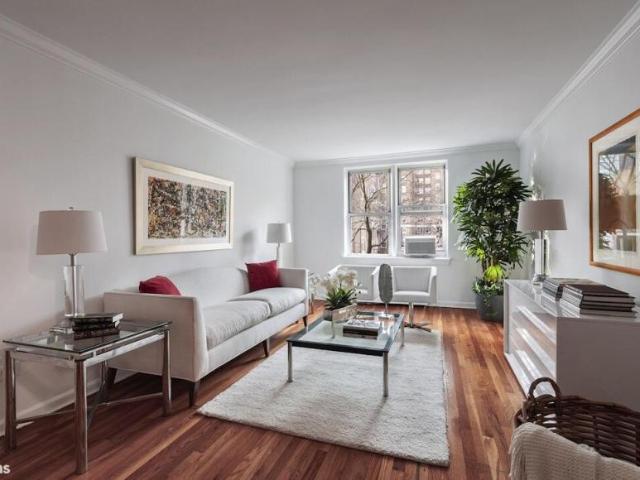 2 bedroom, Hudson Heights NY LS102245443