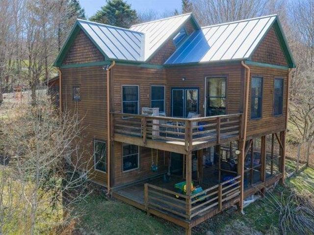 2 bedroom, Huntington VT 05462 LS102824212