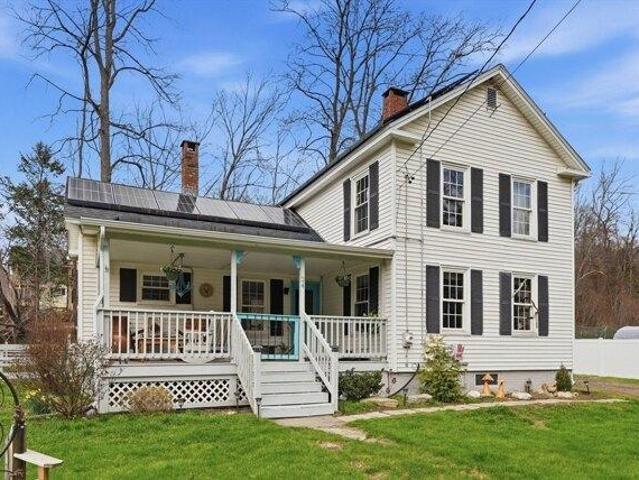 2 bedroom, Huntington MA 01050 102583236