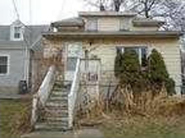 2 bedroom in Calumet City IL 60409