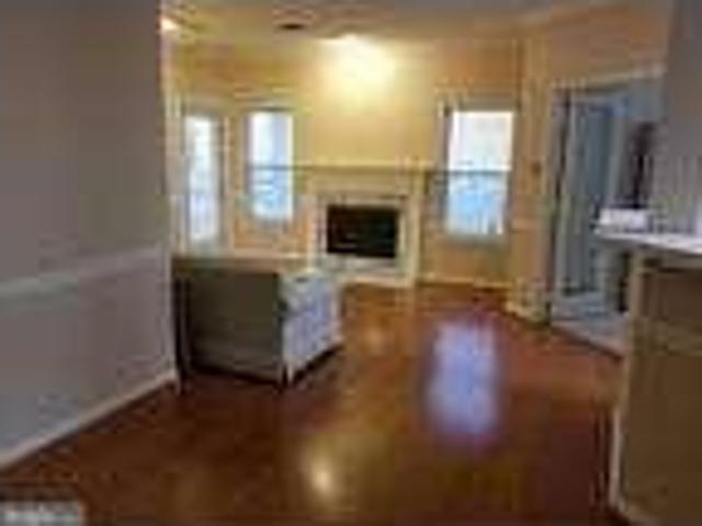 2 bedroom in Centreville Virginia 20121