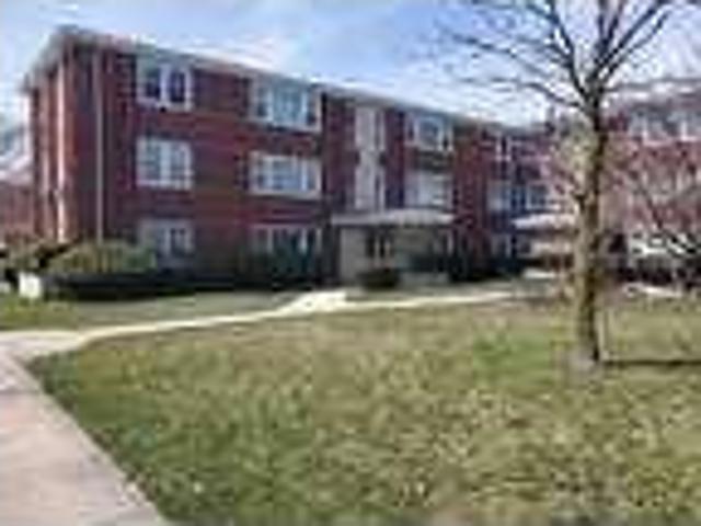 2 bedroom in Chicago IL 60652