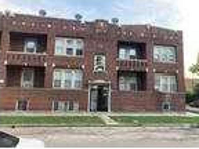 2 bedroom in Chicago IL 60636