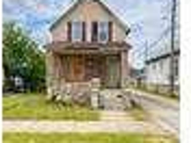 2 bedroom in Chicago Illinois 60620