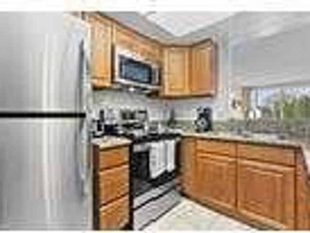 2 bedroom in Culver City CA 90230