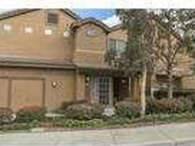 2 bedroom in Anaheim CA 92808