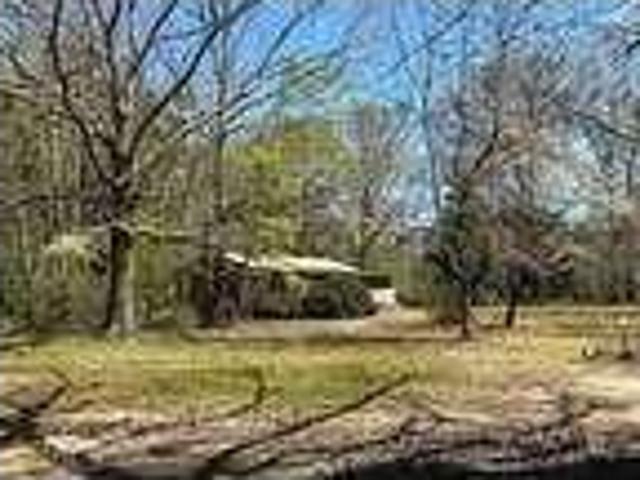 2 bedroom in Barnesville GA 30204