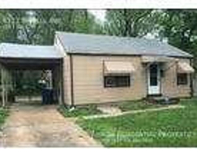 2 bedroom in Berkeley MO 63134