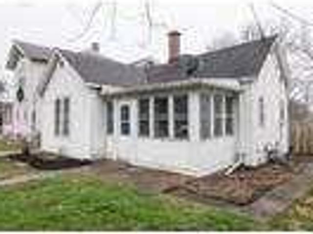 2 bedroom in Bloomington IL 61701