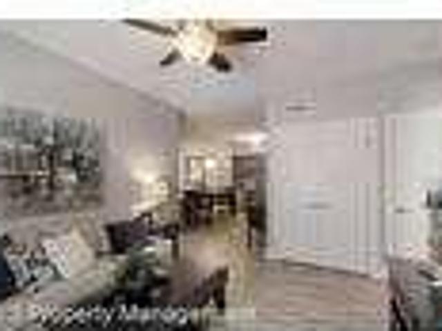 2 bedroom in Bloomington IL 61704