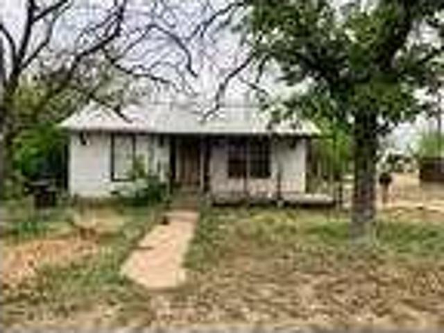 2 bedroom in Brady TX 76825