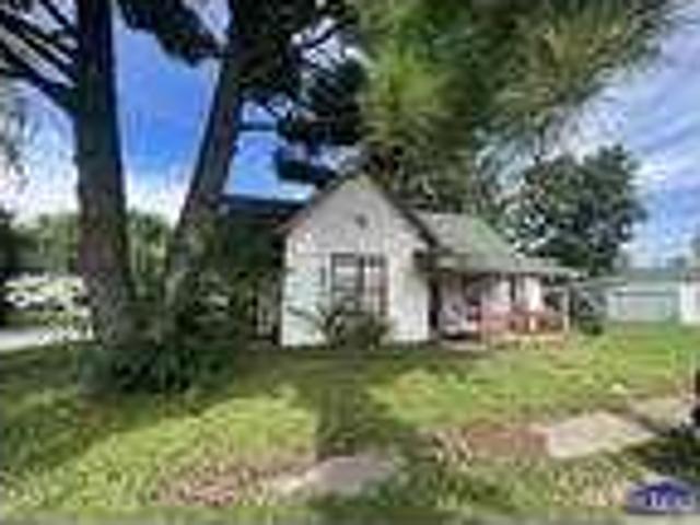 2 bedroom in Brazil Indiana 47834