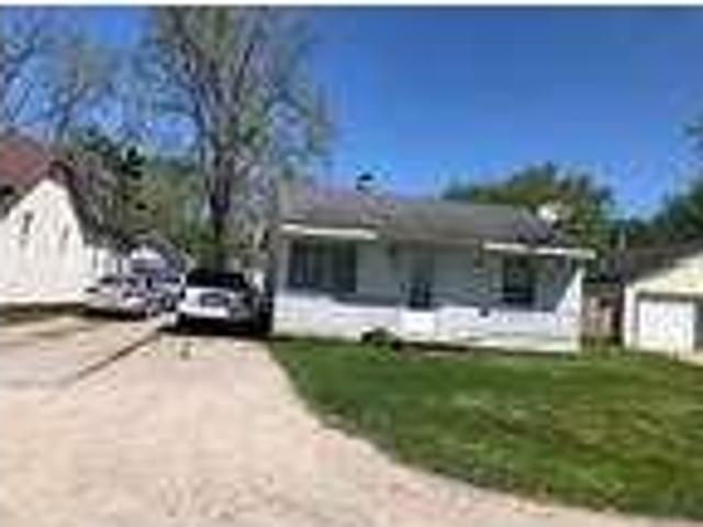 2 bedroom in Burton Michigan 48529