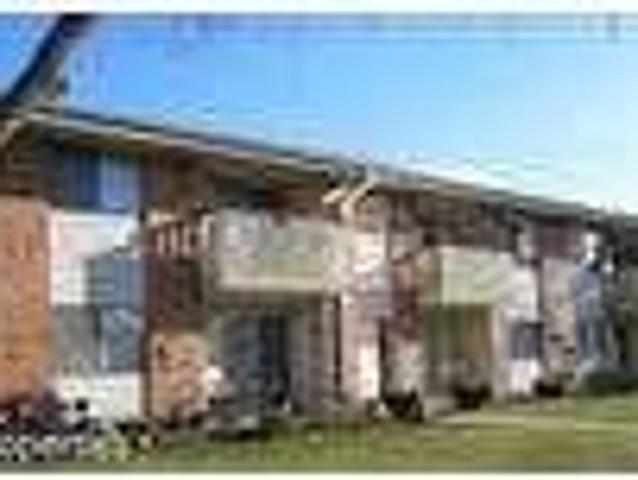 2 bedroom in Greenfield WI 53220