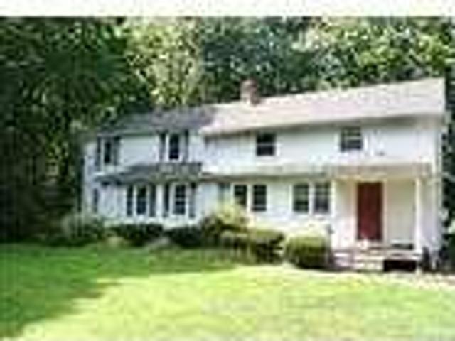 2 bedroom in Guilford Connecticut 06437