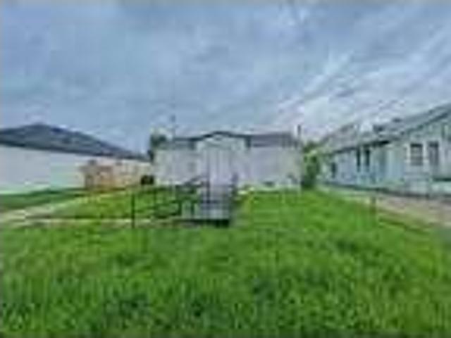 2 bedroom in Dallas Texas 75216