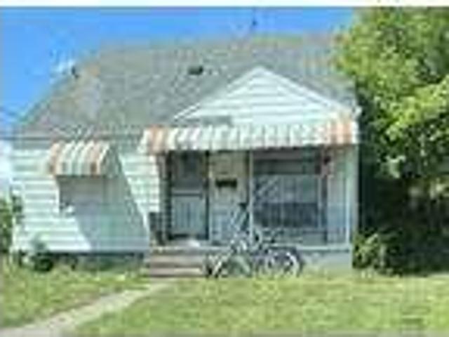 2 bedroom in Detroit MI 48228